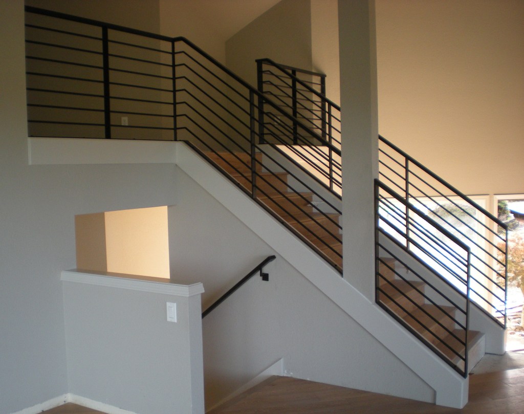 Horizontal Picket Guardrails – Alameda Metalworks