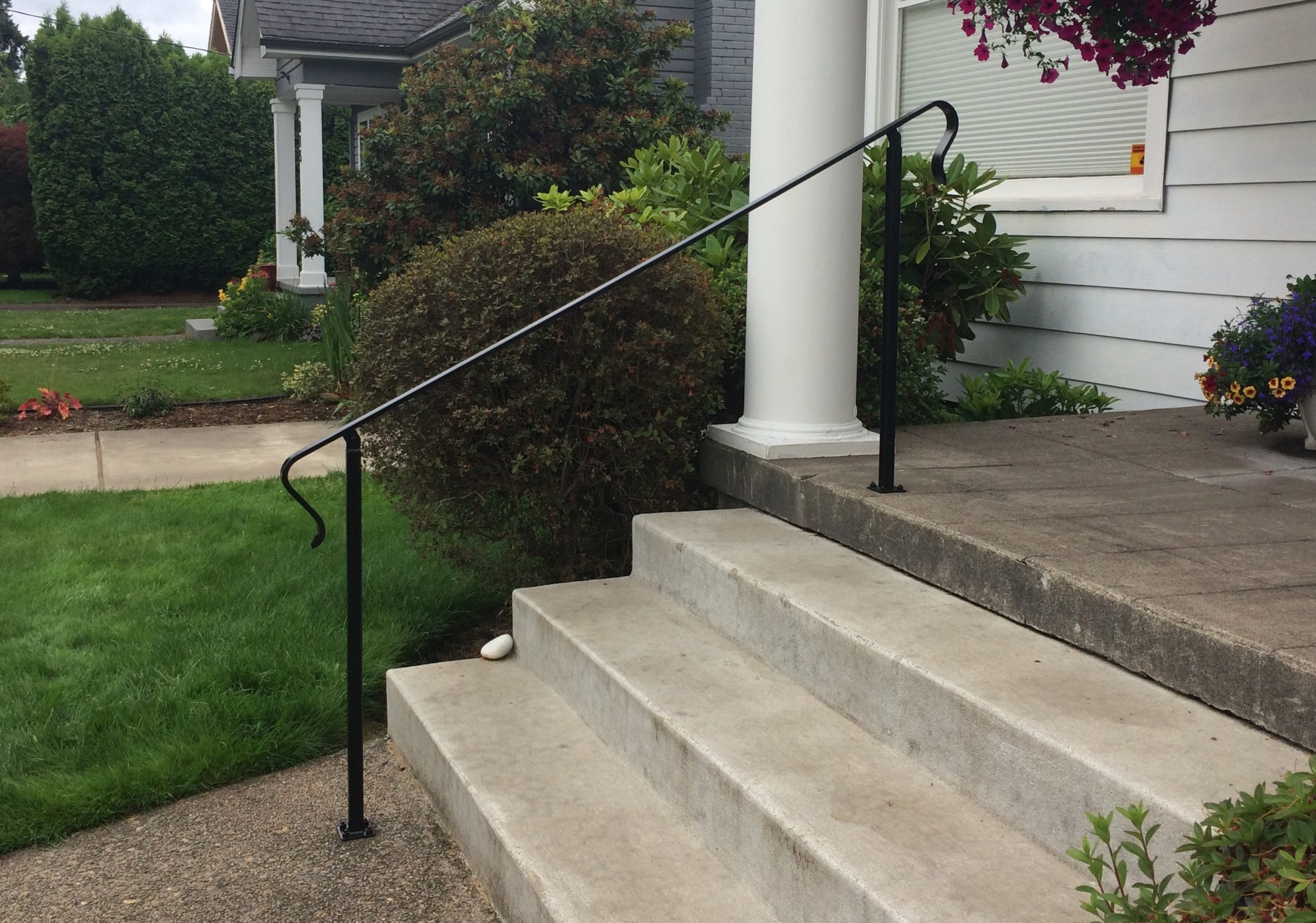 Handrail Shipping – Alameda Metalworks